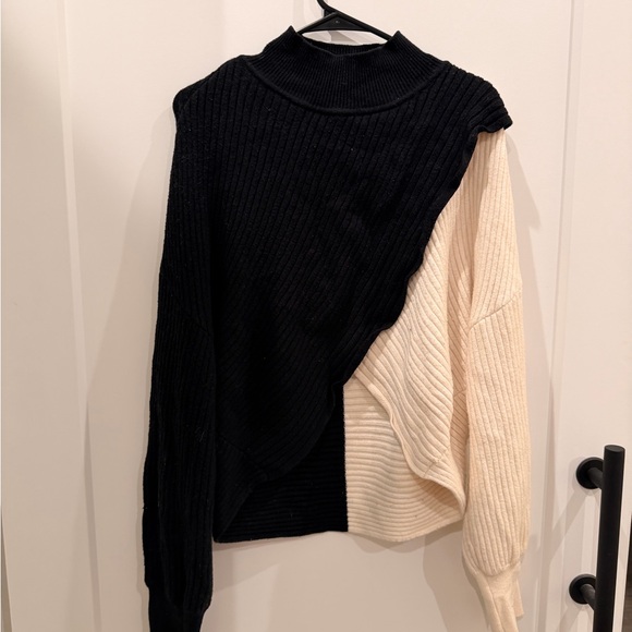 Express | Sweaters | Express Black And Cream Womens Turtleneck Sweater ...